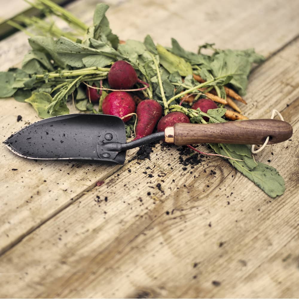 Garden Hand Tool Spade | Lehman's